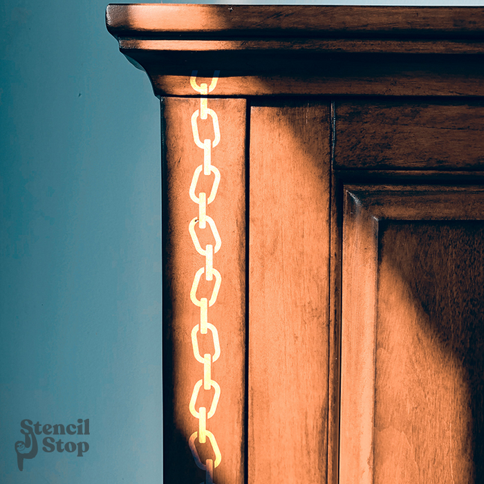 Chain Link Trim Stencil